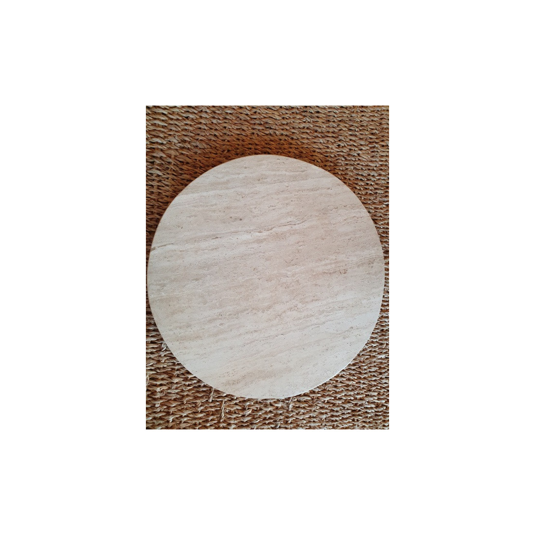 Table basse en travertin ronde pour votre salon