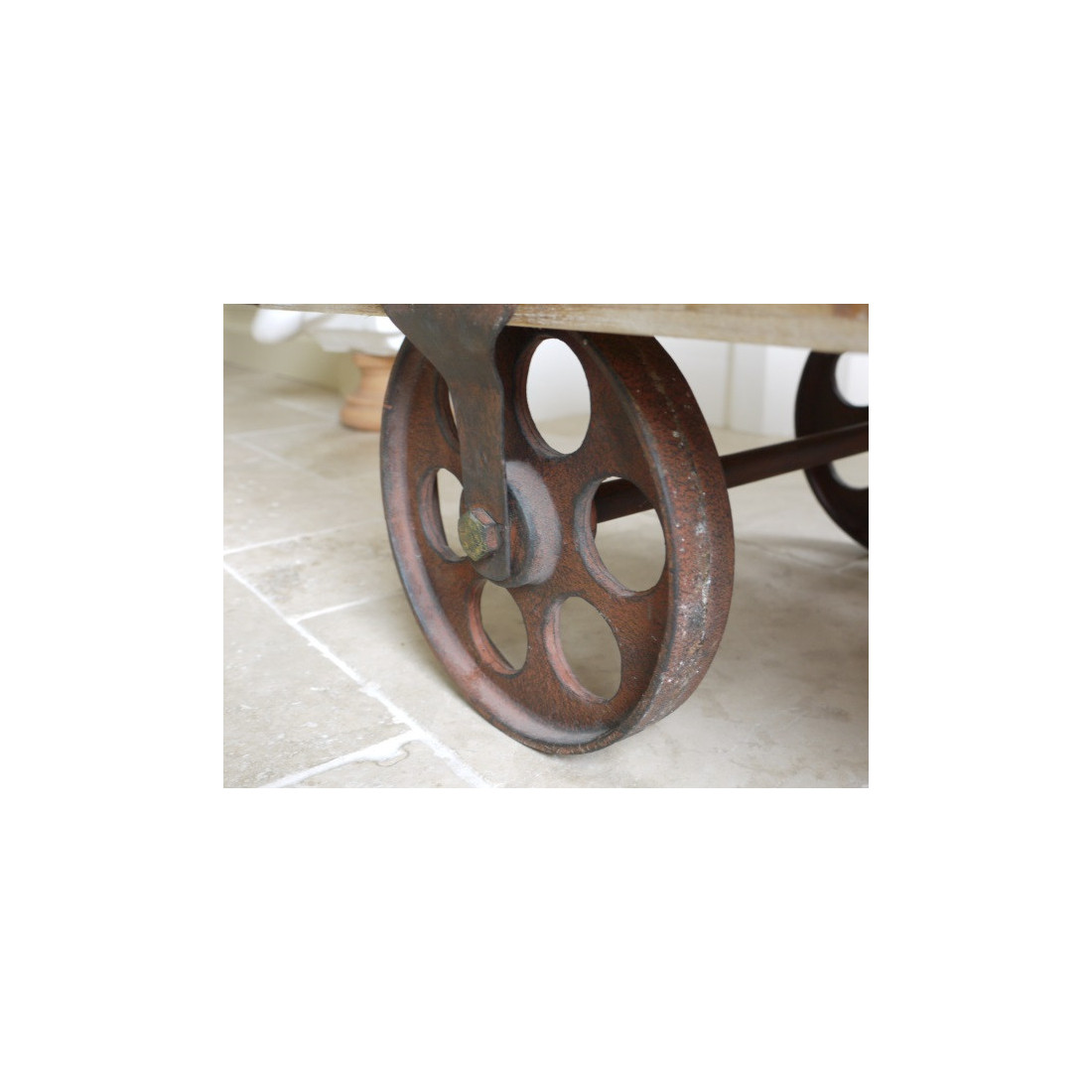 Table basse roulante industrielle